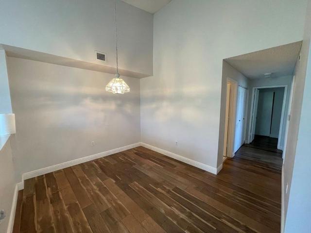 Luxury apartment complex for rent in Davie, United States