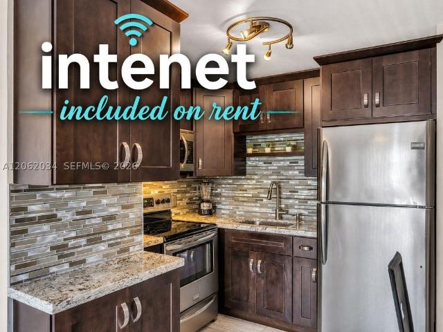 Luxury apartment complex for rent in Dania Beach, Florida