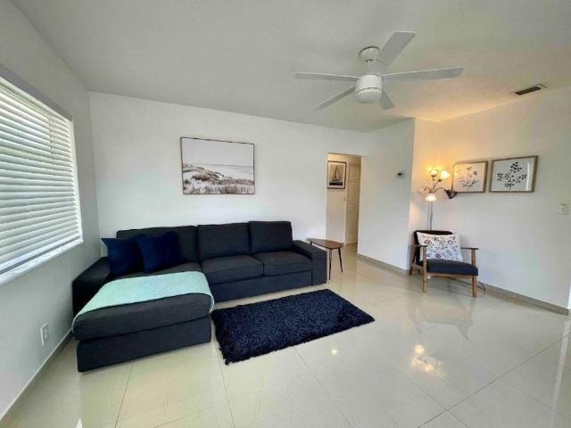 Luxury apartment complex for rent in Dania Beach, Florida