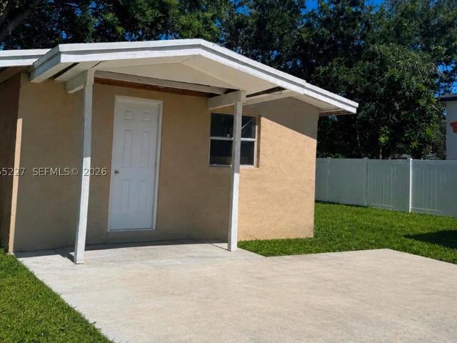 Luxury apartment complex for rent in Dania Beach, Florida
