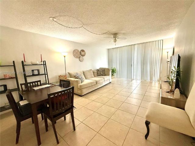 Luxury apartment complex for rent in Dania Beach, United States