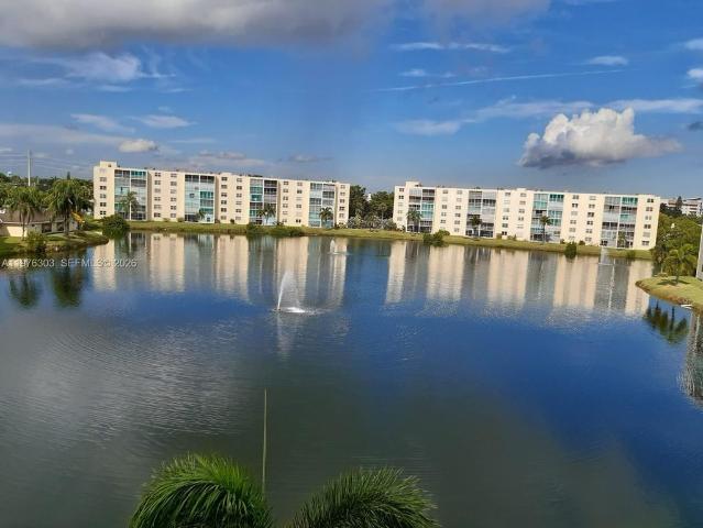 Luxury apartment complex for rent in Dania Beach, United States
