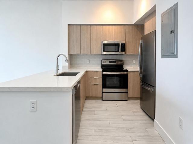 Luxury apartment complex for rent in Dania Beach, United States