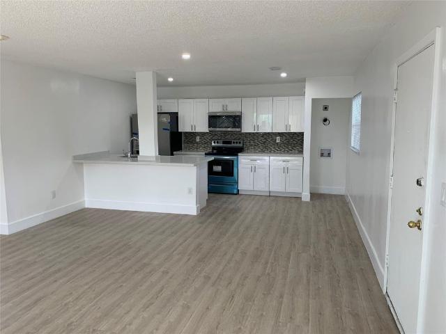 Luxury apartment complex for rent in Dania Beach, United States