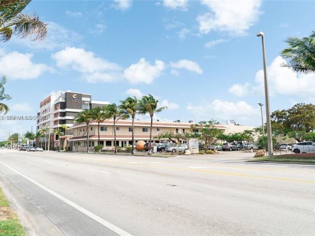 Luxury apartment complex for rent in Dania Beach, United States