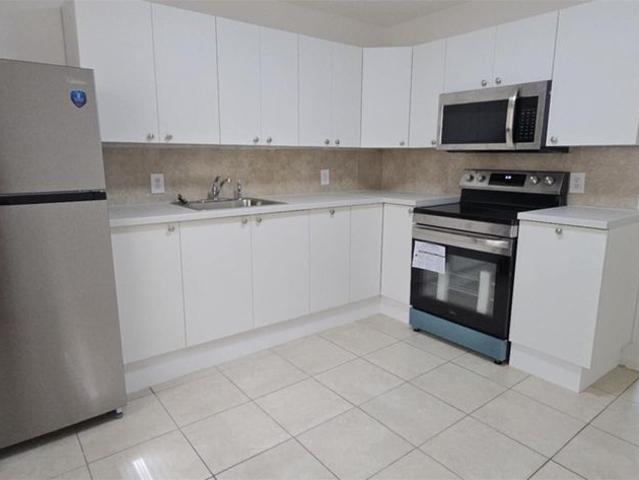 Luxury apartment complex for rent in Dania Beach, United States