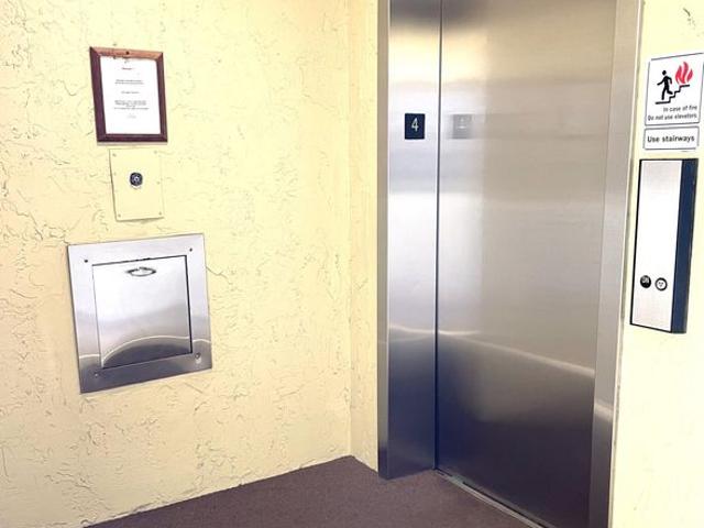 Luxury apartment complex for rent in Deerfield Beach, Florida