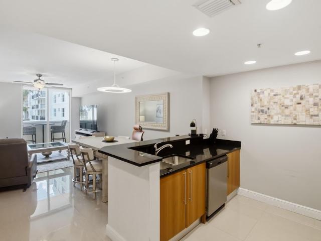 Luxury apartment complex for rent in Deerfield Beach, United States