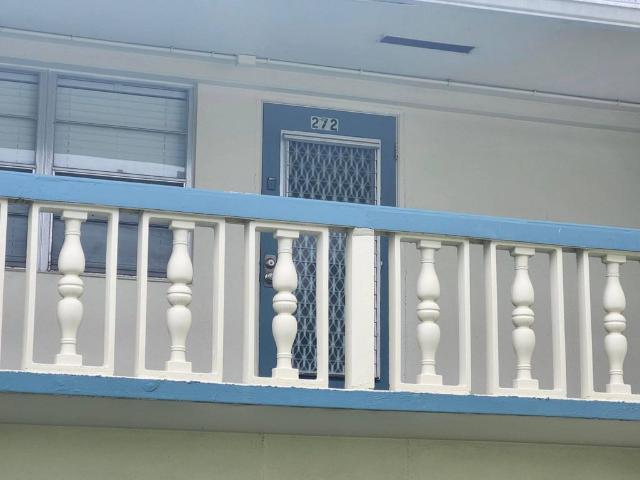 Luxury apartment complex for rent in Deerfield Beach, United States