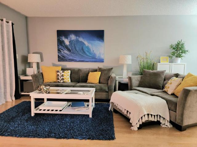 Luxury apartment complex for rent in Deerfield Beach, United States