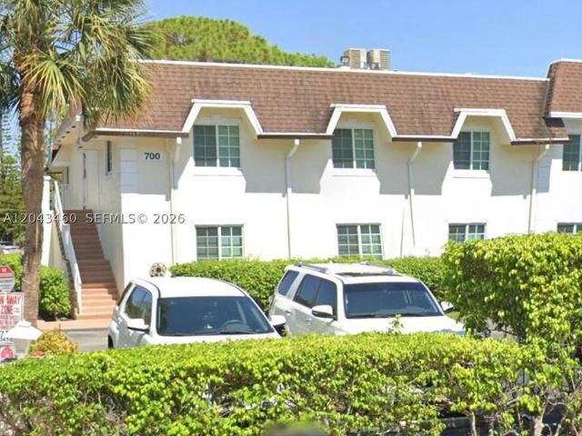 Luxury apartment complex for rent in Deerfield Beach, United States