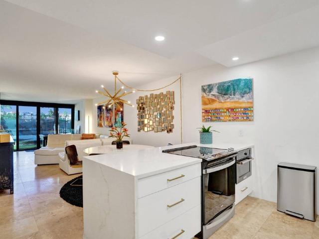 Luxury apartment complex for rent in Delray Beach, Florida