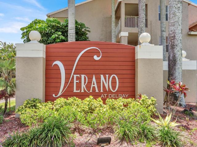 Luxury apartment complex for rent in Delray Beach, Florida