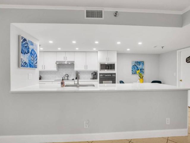 Luxury apartment complex for rent in Delray Beach, Florida