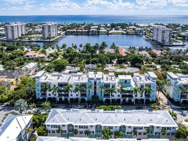 Luxury apartment complex for rent in Delray Beach, Florida
