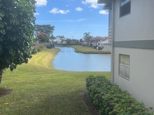 Luxury apartment complex for rent in Delray Beach, Florida
