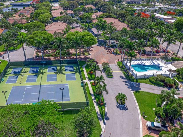 Luxury apartment complex for rent in Delray Beach, Florida