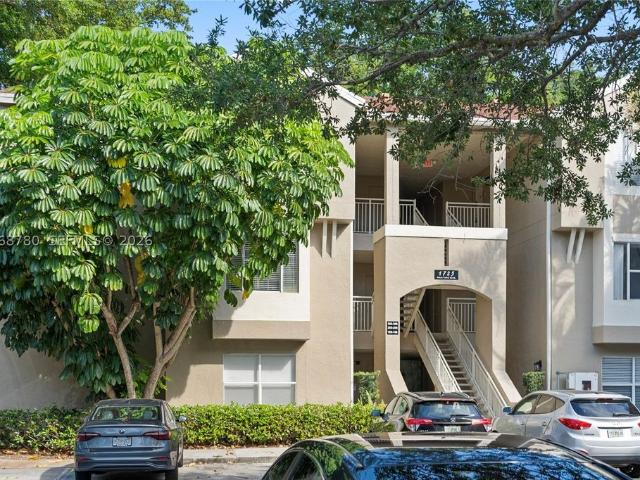 Luxury apartment complex for rent in Delray Beach, Florida