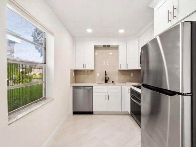 Luxury apartment complex for rent in Delray Beach, Florida