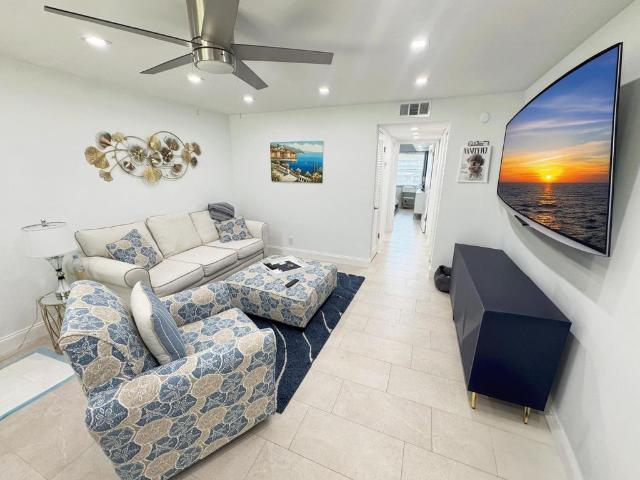 Luxury apartment complex for rent in Delray Beach, Florida