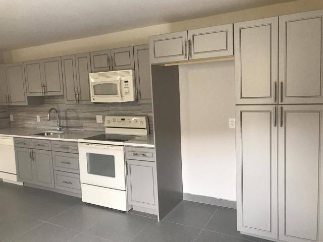 Luxury apartment complex for rent in Delray Beach, Florida