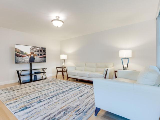 Luxury apartment complex for rent in Delray Beach, United States