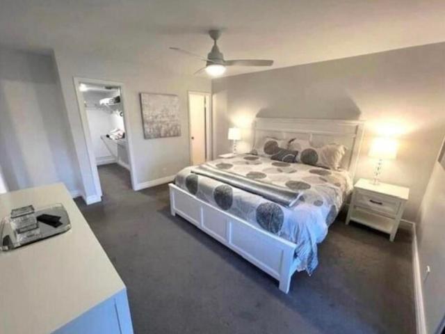 Luxury apartment complex for rent in Delray Beach, United States