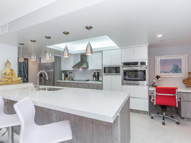 Luxury apartment complex for rent in Delray Beach, United States