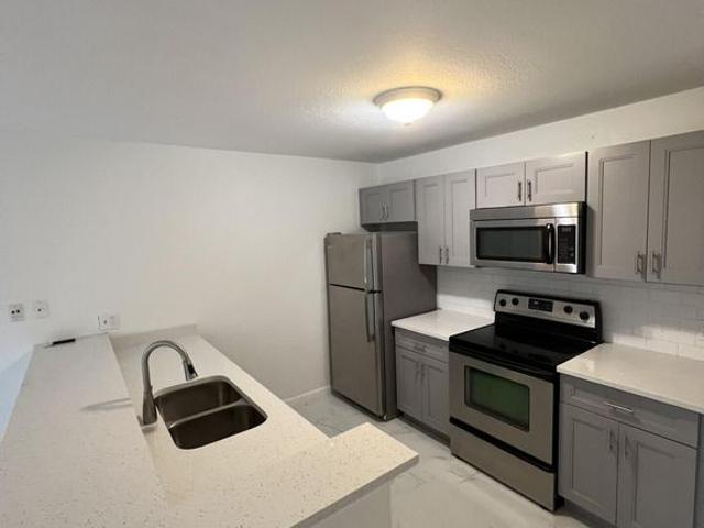 Luxury apartment complex for rent in Delray Beach, United States
