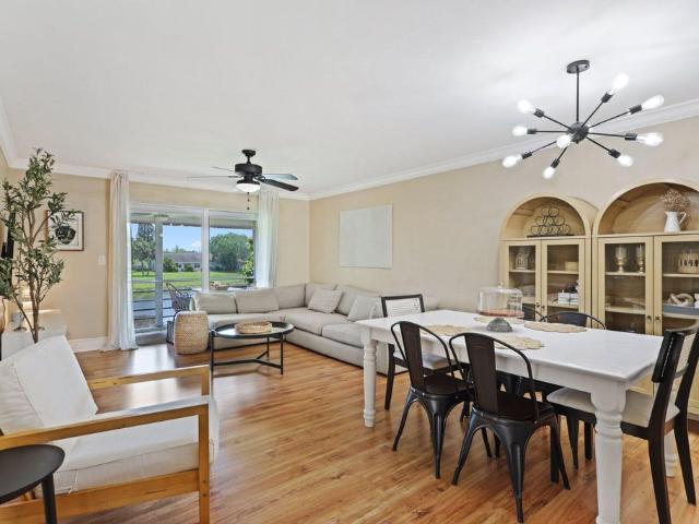 Luxury apartment complex for rent in Delray Beach, United States