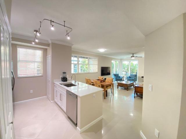 Luxury apartment complex for rent in Delray Beach, United States