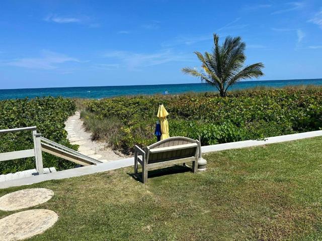 Luxury apartment complex for rent in Delray Beach, United States