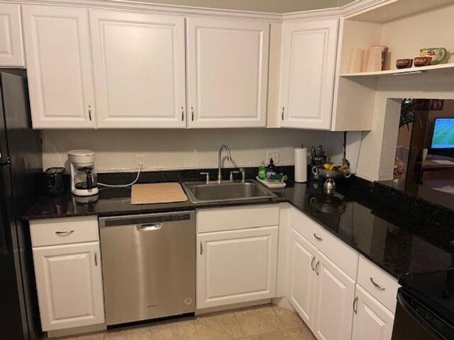 Luxury apartment complex for rent in Delray Beach, United States