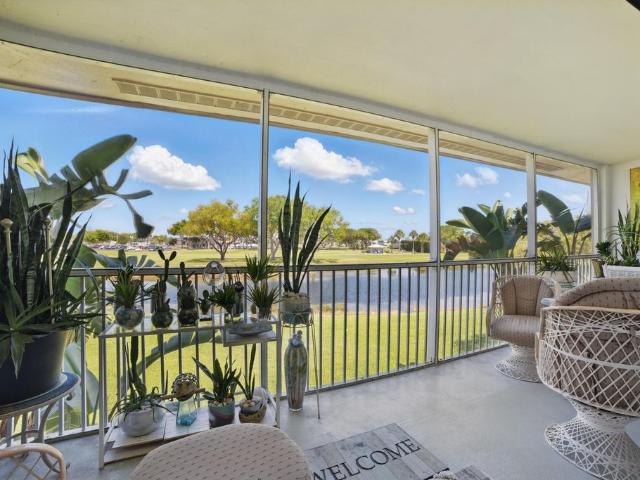 Luxury apartment complex for rent in Delray Beach, United States
