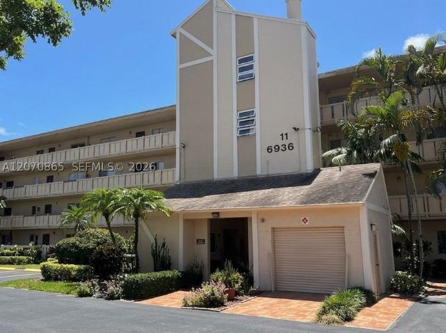Luxury apartment complex for rent in Delray Beach, United States