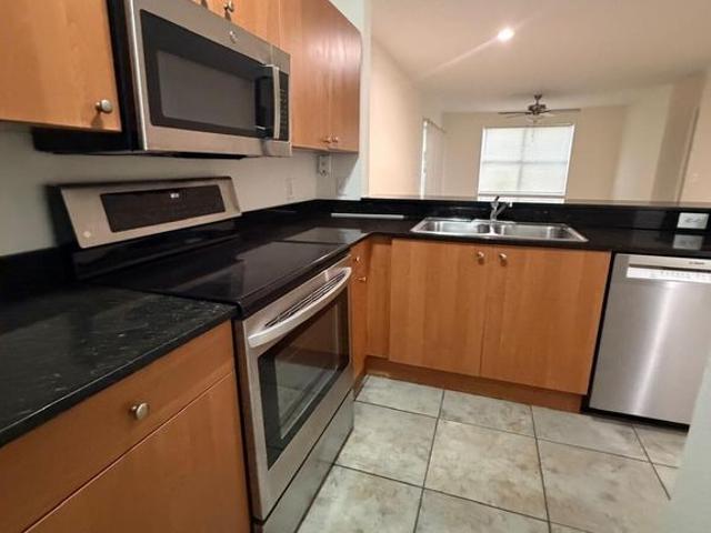 Luxury apartment complex for rent in Delray Beach, United States