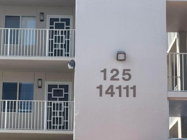 Luxury apartment complex for rent in Delray Beach, United States