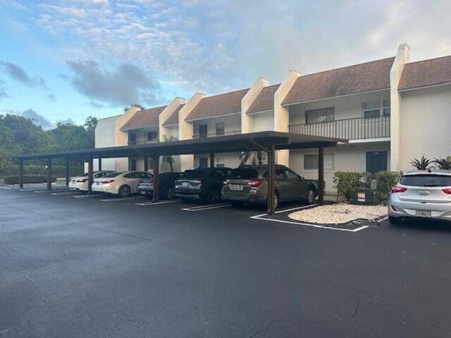 Luxury apartment complex for rent in Delray Beach, United States