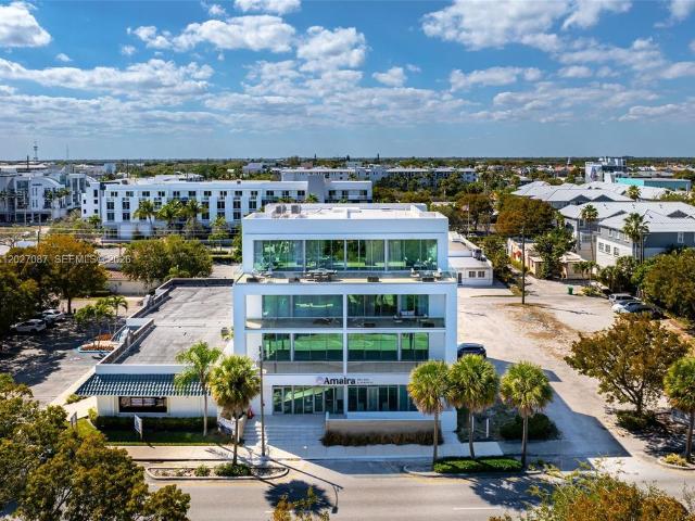 Luxury apartment complex for rent in Delray Beach, United States