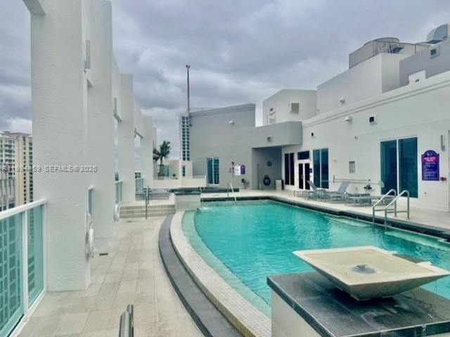 Luxury apartment complex for rent in Fort Lauderdale, Florida