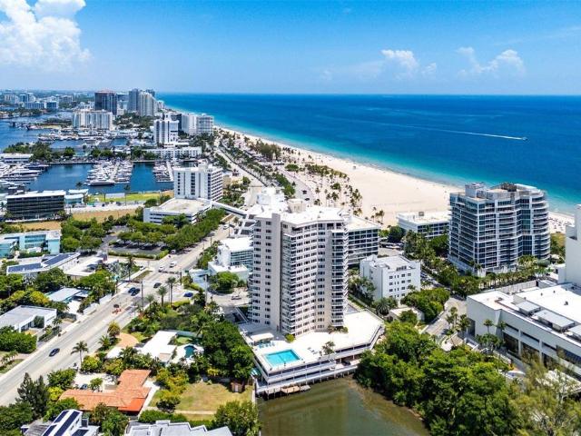 Luxury apartment complex for rent in Fort Lauderdale, Florida