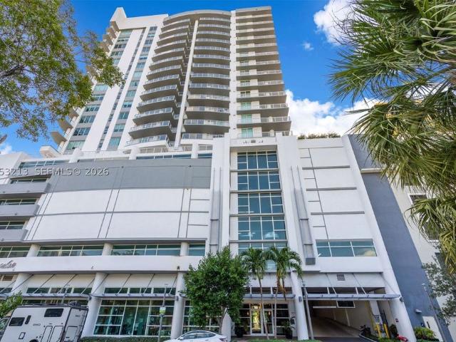 Luxury apartment complex for rent in Fort Lauderdale, Florida