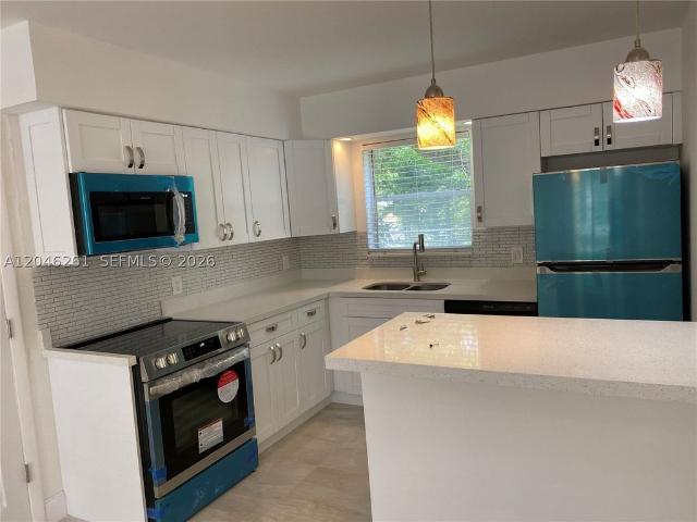 Luxury apartment complex for rent in Fort Lauderdale, Florida