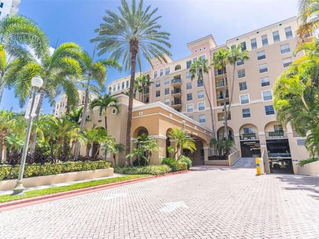 Luxury apartment complex for rent in Fort Lauderdale, Florida