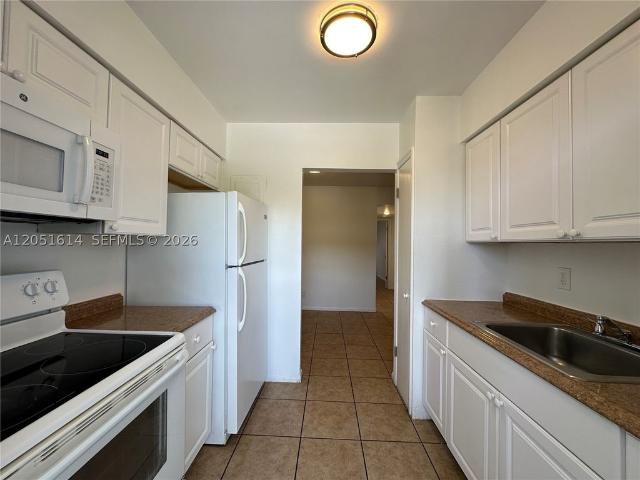 Luxury apartment complex for rent in Fort Lauderdale, Florida