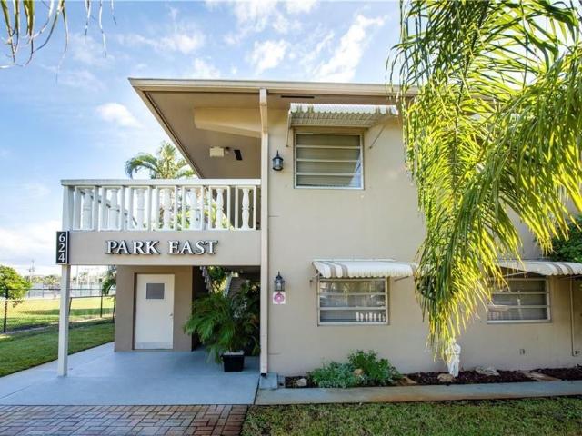 Luxury apartment complex for rent in Fort Lauderdale, Florida