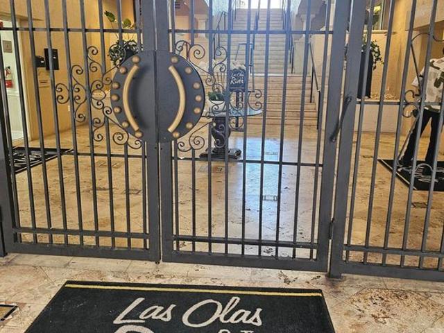 Luxury apartment complex for rent in Fort Lauderdale, Florida