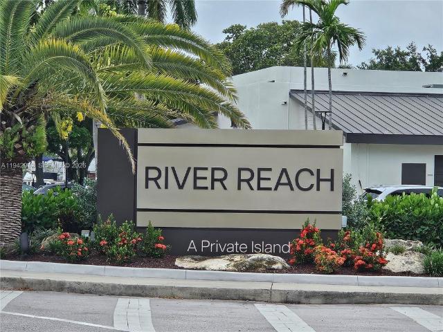 Luxury apartment complex for rent in Fort Lauderdale, Florida