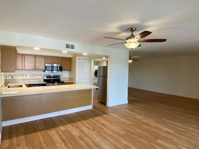 Luxury apartment complex for rent in Fort Lauderdale, Florida
