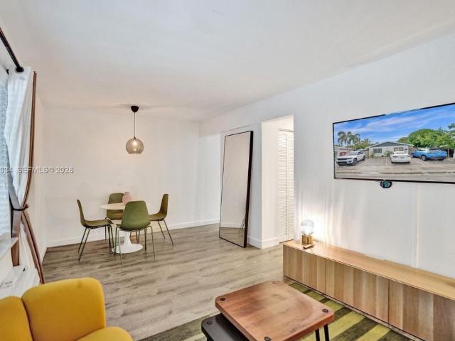 Luxury apartment complex for rent in Fort Lauderdale, Florida